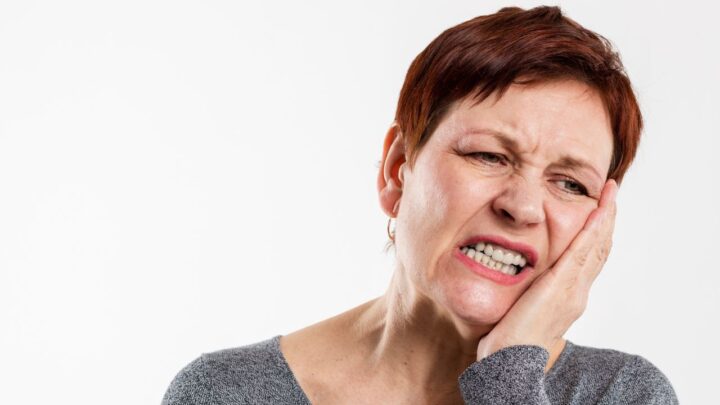 Raiz do dente inflamada: descubra como prevenir - OralDents