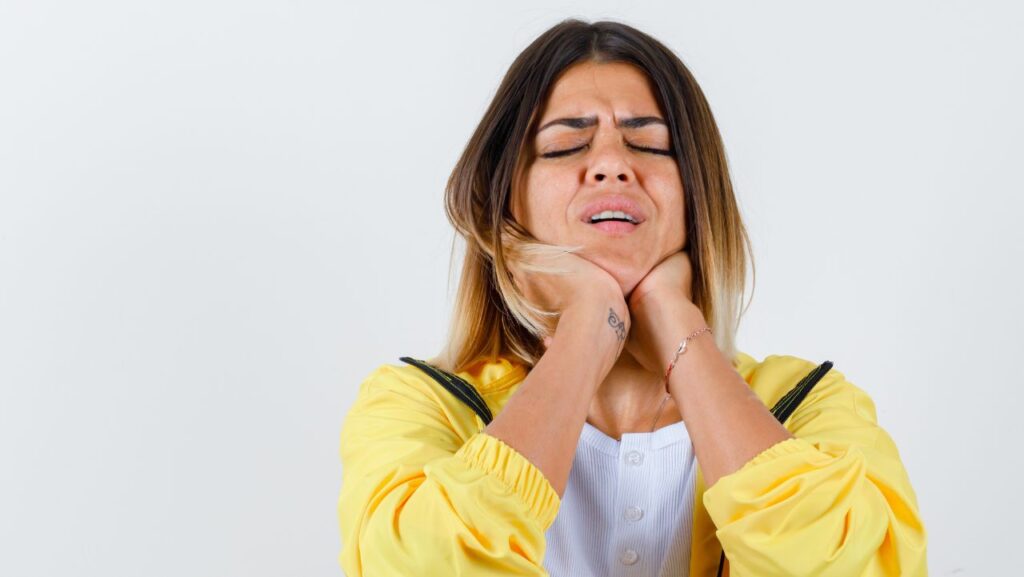 O que causa caseum: entenda tudo sobre! - OralDents